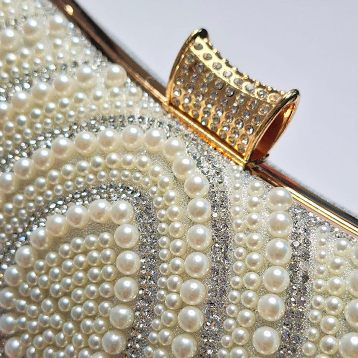 Aurora Pearl Luxe Clutch – Elegant Pearl Wedding Bag – Montipi